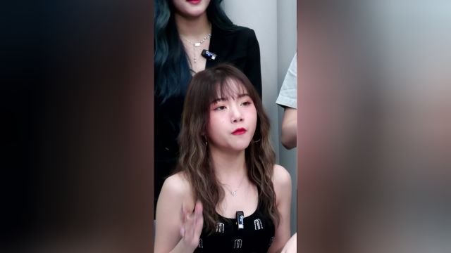 Highlight Trainee LIVE - R-JING - ชมวิดีโอออนไลน์ คุณภาพระดับHD - WeTV