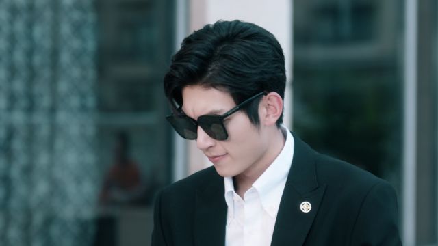 EP5: Present, is Present - - China - TV - Romance - Suspense - Fan ...