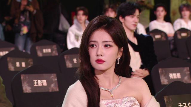 Guest Candid Camera A (Part B): Tan Jianci "Feeds" Bailu Snacks - - 중국 ...