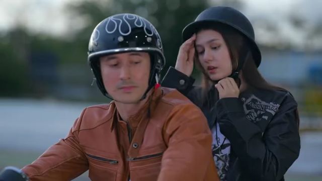 An easy way to make a girl catch feelings | Hot Daddies Club - Watch HD ...