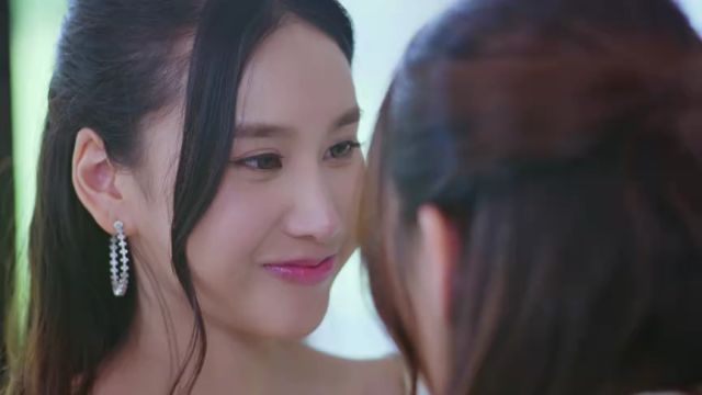 EP04D: Apple My Love - Free - Thailand - TV - - - Ormsin Supitcha Limsommut,SUTIMA KORKIATVANICH ...